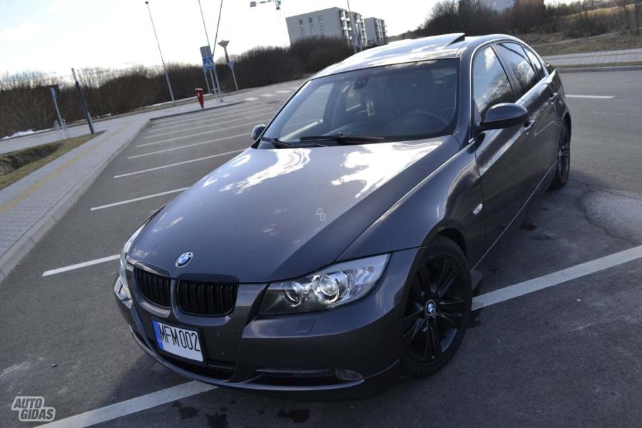 Grey BMW 325 2005 in Gargzdai, with an engine capacity of 2.50 L and mileage of 316 thousand km for 5000 €, photo 1 on AUTOMOTO.COM.LV