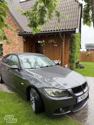 Pelēks BMW 325 2005 Biržai, ar dzinēja tilpumu 2.50 L un nobraukumu 390 tūkst. km par 4500 €, foto 6 vietnē AUTOMOTO.COM.LV