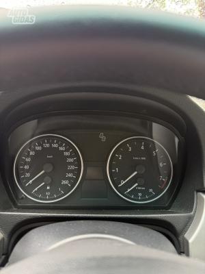 Pelēks BMW 325 2005 Biržai, ar dzinēja tilpumu 2.50 L un nobraukumu 390 tūkst. km par 4500 €, foto 10 vietnē AUTOMOTO.COM.LV