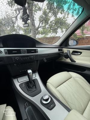 Pelēks BMW 325 2005 Biržai, ar dzinēja tilpumu 2.50 L un nobraukumu 390 tūkst. km par 4500 €, foto 11 vietnē AUTOMOTO.COM.LV