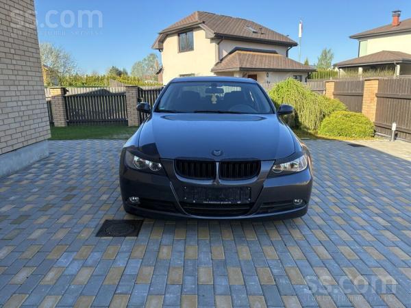 Grey BMW 325 2005 in Riga, with an engine capacity of 2.50 L and mileage of 0 thousand km for 4500 €, photo 5 on AUTOMOTO.COM.LV