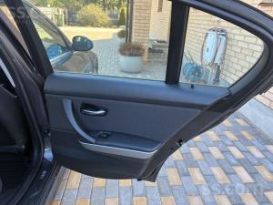 Pelēks BMW 325 2005 Rīga, ar dzinēja tilpumu 2.50 L un nobraukumu 0 tūkst. km par 4500 €, foto 20 vietnē AUTOMOTO.COM.LV