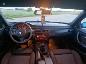 Grey BMW 325 2005 in Mazeikiai, with an engine capacity of 2.50 L and mileage of 225 thousand km for 4800 €, photo 8 on AUTOMOTO.COM.LV