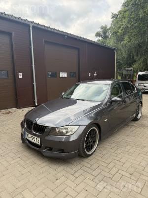 Grey BMW 325 2005 in Riga, with an engine capacity of 2.50 L and mileage of 281 thousand km for 5700 €, photo 9 on AUTOMOTO.COM.LV