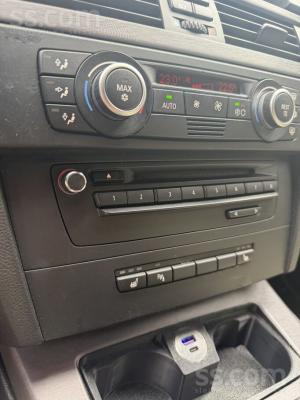 Grey BMW 325 2005 in Riga, with an engine capacity of 2.50 L and mileage of 281 thousand km for 5700 €, photo 15 on AUTOMOTO.COM.LV