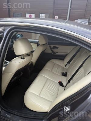 Grey BMW 325 2005 in Riga, with an engine capacity of 2.50 L and mileage of 281 thousand km for 5700 €, photo 19 on AUTOMOTO.COM.LV
