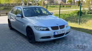 Grey BMW 325 2006 in Jelgava, with an engine capacity of 2.50 L and mileage of 260 thousand km for 3165 €, photo 2 on AUTOMOTO.COM.LV