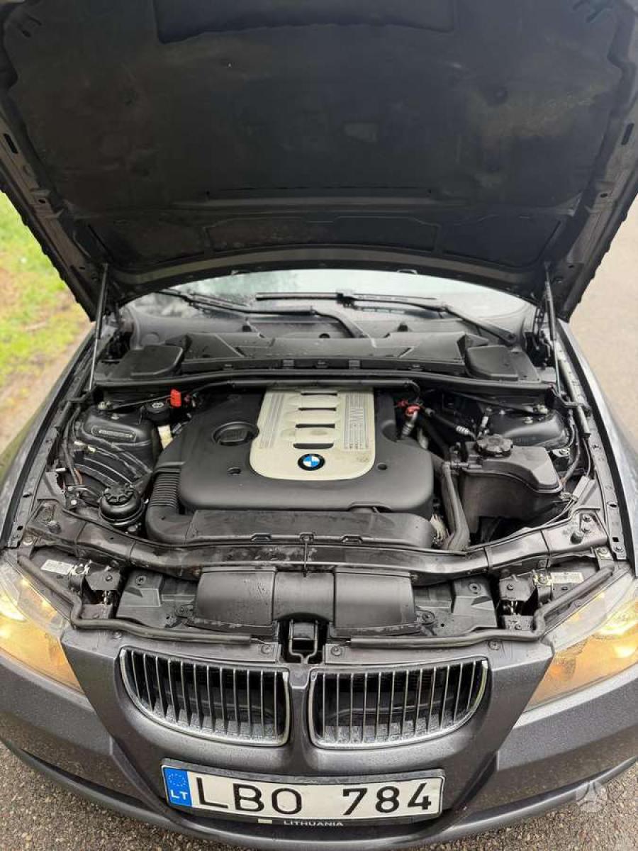 Pelēks BMW 325 2006 Viļņa, ar dzinēja tilpumu 3.00 L un nobraukumu 337 tūkst. km par 4700 €, foto 6 vietnē AUTOMOTO.COM.LV