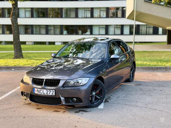 Grey BMW 325 2006 in Kaunas, with an engine capacity of 2.49 L and mileage of 337 thousand km for 5000 €, photo 1 on AUTOMOTO.COM.LV