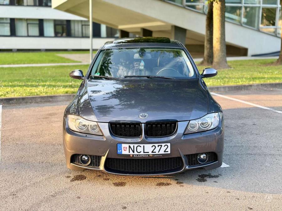 Pelēks BMW 325 2006 Kauņa, ar dzinēja tilpumu 2.49 L un nobraukumu 337 tūkst. km par 5000 €, foto 3 vietnē AUTOMOTO.COM.LV