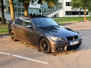 Pelēks BMW 325 2006 Kauņa, ar dzinēja tilpumu 2.49 L un nobraukumu 337 tūkst. km par 5000 €, foto 4 vietnē AUTOMOTO.COM.LV