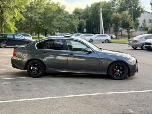 Pelēks BMW 325 2006 Kauņa, ar dzinēja tilpumu 2.49 L un nobraukumu 337 tūkst. km par 5000 €, foto 5 vietnē AUTOMOTO.COM.LV