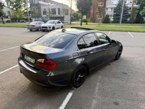 Pelēks BMW 325 2006 Kauņa, ar dzinēja tilpumu 2.49 L un nobraukumu 337 tūkst. km par 5000 €, foto 6 vietnē AUTOMOTO.COM.LV