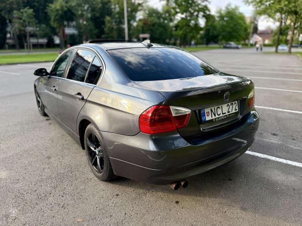 Grey BMW 325 2006 in Kaunas, with an engine capacity of 2.49 L and mileage of 337 thousand km for 5000 €, photo 7 on AUTOMOTO.COM.LV