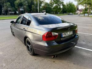 Pelēks BMW 325 2006 Kauņa, ar dzinēja tilpumu 2.49 L un nobraukumu 337 tūkst. km par 5000 €, foto 8 vietnē AUTOMOTO.COM.LV
