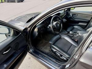 Pelēks BMW 325 2006 Kauņa, ar dzinēja tilpumu 2.49 L un nobraukumu 337 tūkst. km par 5000 €, foto 14 vietnē AUTOMOTO.COM.LV