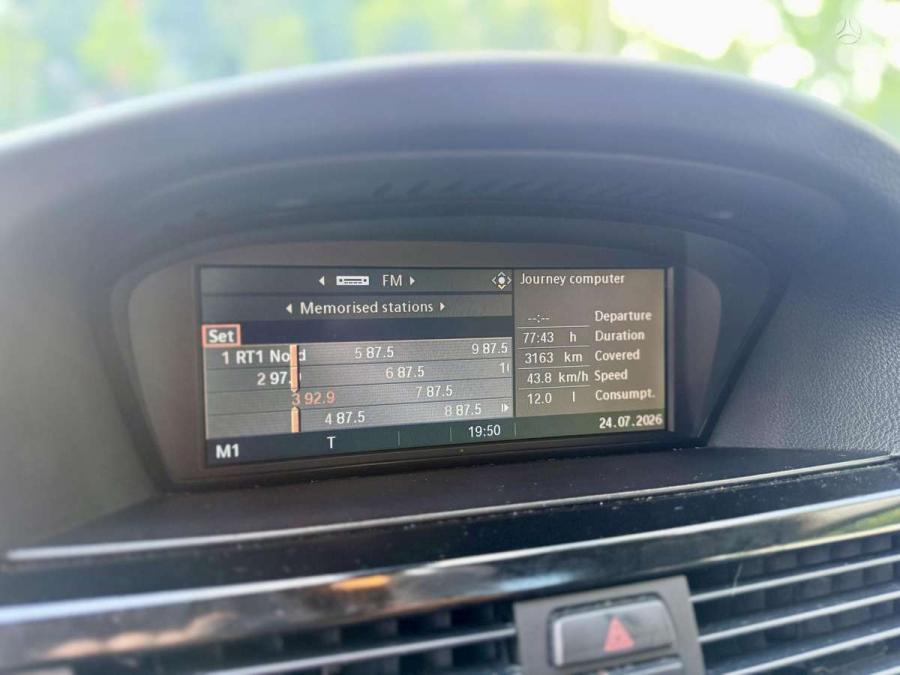Pelēks BMW 325 2006 Kauņa, ar dzinēja tilpumu 2.49 L un nobraukumu 337 tūkst. km par 5000 €, foto 21 vietnē AUTOMOTO.COM.LV