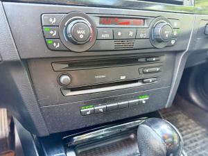 Pelēks BMW 325 2006 Kauņa, ar dzinēja tilpumu 2.49 L un nobraukumu 337 tūkst. km par 5000 €, foto 23 vietnē AUTOMOTO.COM.LV