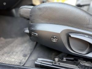 Pelēks BMW 325 2006 Kauņa, ar dzinēja tilpumu 2.49 L un nobraukumu 337 tūkst. km par 5000 €, foto 27 vietnē AUTOMOTO.COM.LV