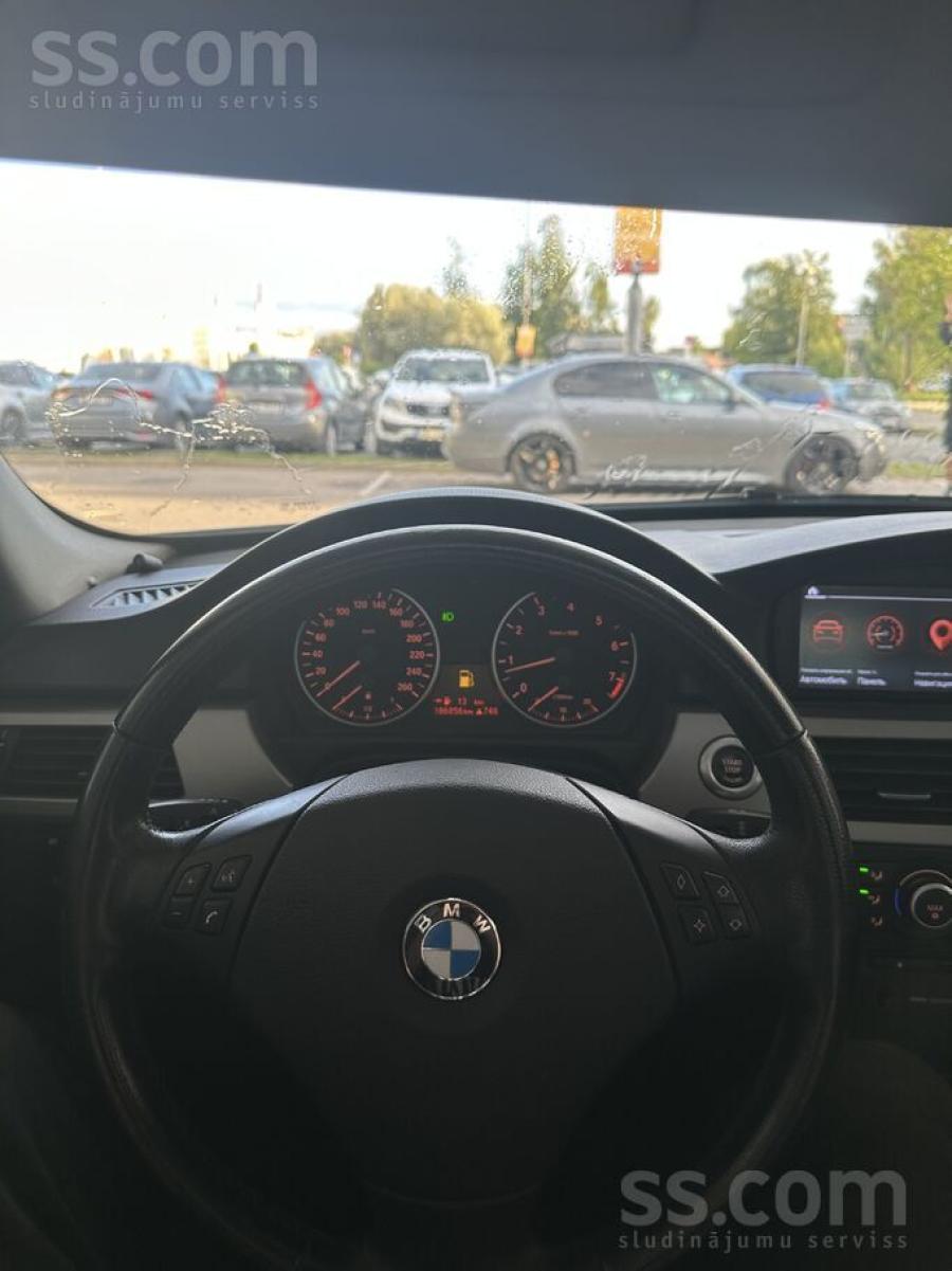 Pelēks BMW 325 2006 Rīga, ar dzinēja tilpumu 2.50 L un nobraukumu 187 tūkst. km par 5100 €, foto 4 vietnē AUTOMOTO.COM.LV