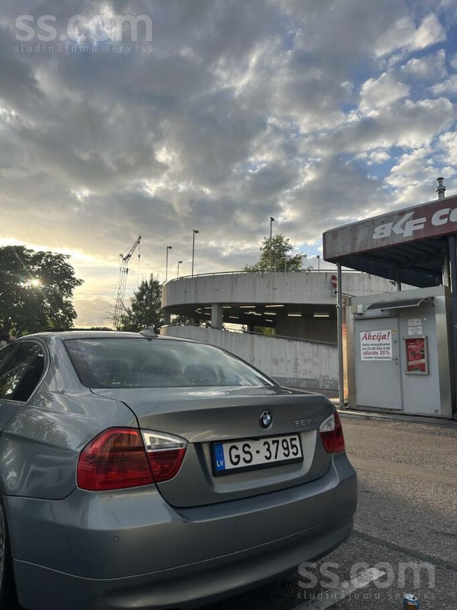 Pelēks BMW 325 2006 Rīga, ar dzinēja tilpumu 2.50 L un nobraukumu 187 tūkst. km par 5100 €, foto 13 vietnē AUTOMOTO.COM.LV