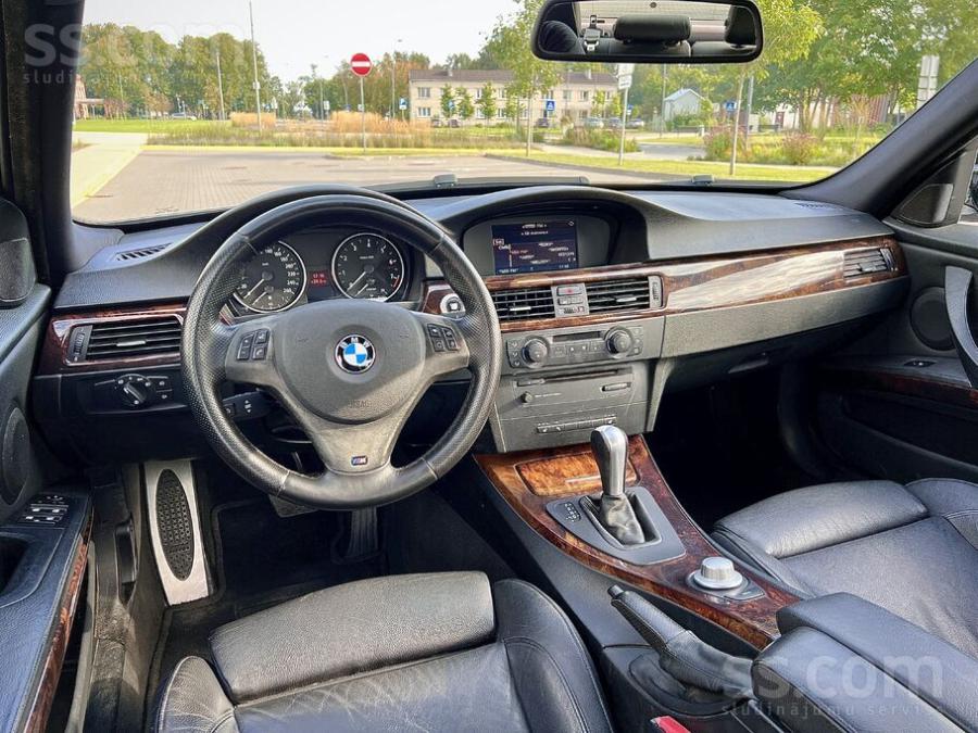 Pelēks BMW 325 2006 Rīga, ar dzinēja tilpumu 2.50 L un nobraukumu 229 tūkst. km par 5290 €, foto 6 vietnē AUTOMOTO.COM.LV