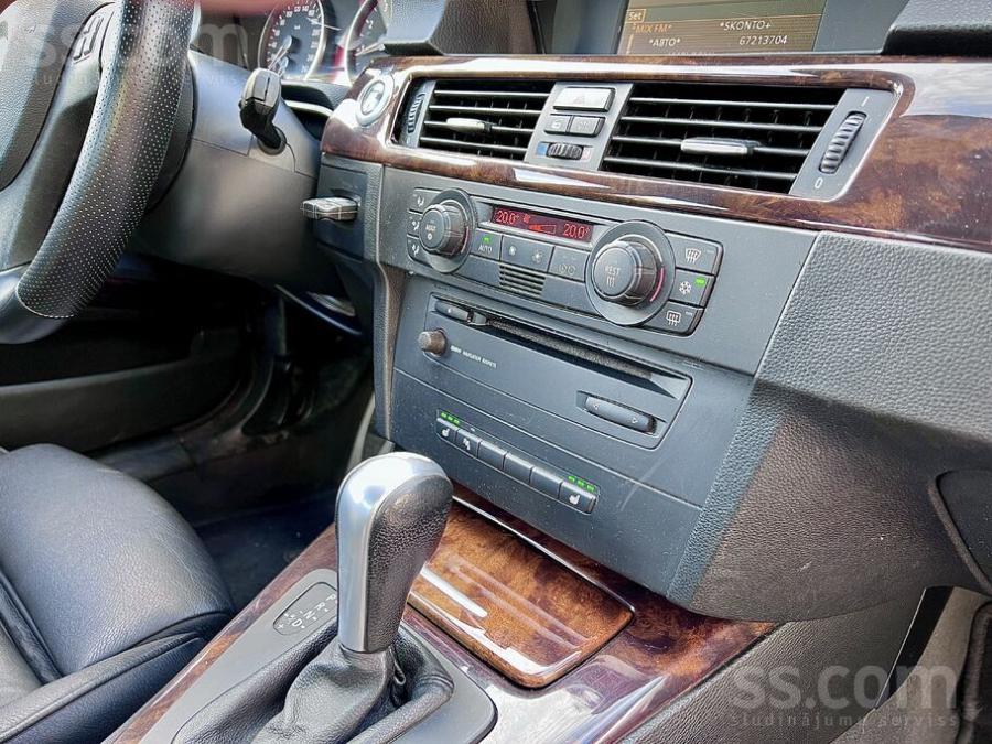 Pelēks BMW 325 2006 Rīga, ar dzinēja tilpumu 2.50 L un nobraukumu 229 tūkst. km par 5290 €, foto 12 vietnē AUTOMOTO.COM.LV