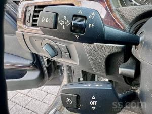 Pelēks BMW 325 2006 Rīga, ar dzinēja tilpumu 2.50 L un nobraukumu 229 tūkst. km par 5290 €, foto 14 vietnē AUTOMOTO.COM.LV