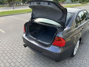 Pelēks BMW 325 2006 Rīga, ar dzinēja tilpumu 2.50 L un nobraukumu 229 tūkst. km par 5290 €, foto 21 vietnē AUTOMOTO.COM.LV