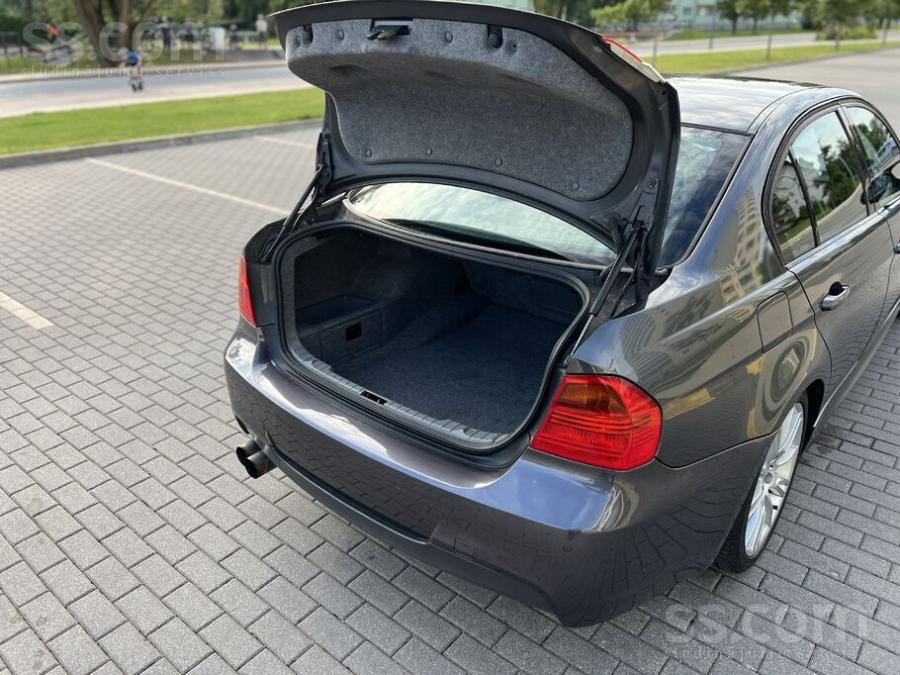 Pelēks BMW 325 2006 Rīga, ar dzinēja tilpumu 2.50 L un nobraukumu 229 tūkst. km par 5290 €, foto 21 vietnē AUTOMOTO.COM.LV