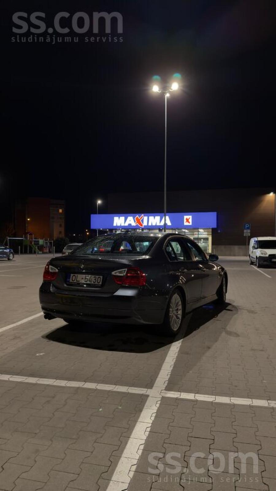 Grey BMW 325 2006 in Riga, with an engine capacity of 2.50 L and mileage of 314 thousand km for 4700 €, photo 9 on AUTOMOTO.COM.LV