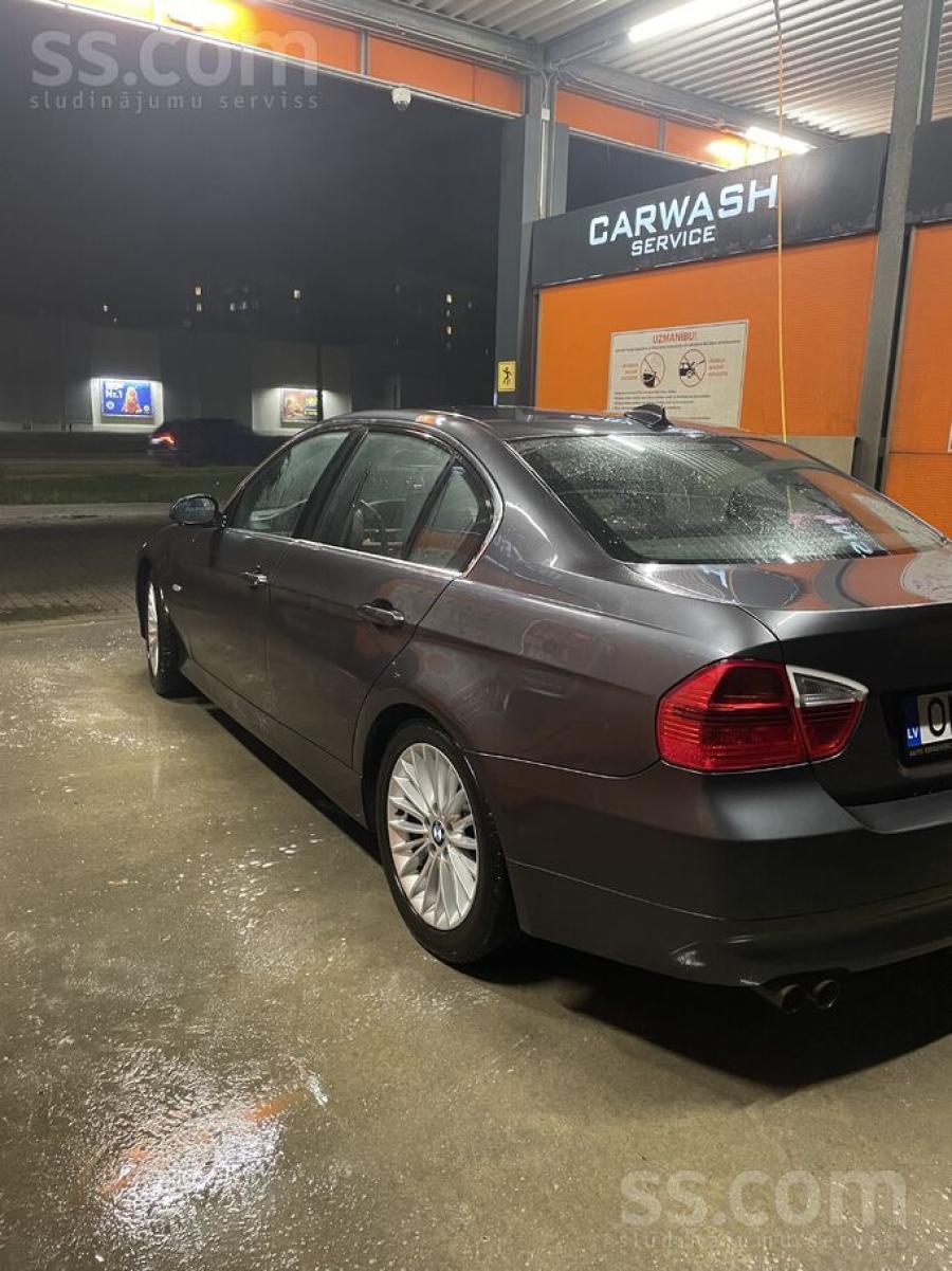 Grey BMW 325 2006 in Riga, with an engine capacity of 2.50 L and mileage of 315 thousand km for 4200 €, photo 6 on AUTOMOTO.COM.LV