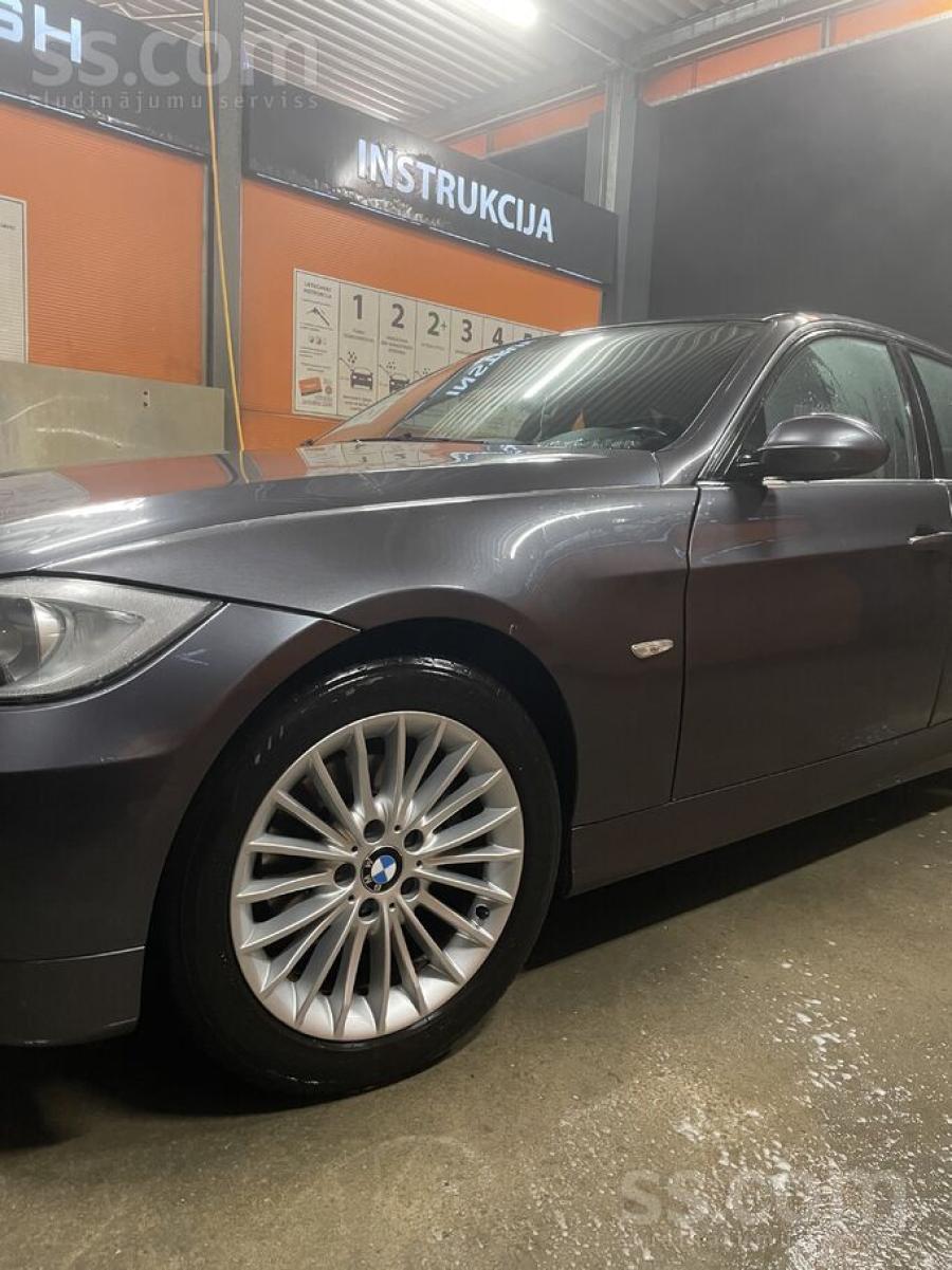 Grey BMW 325 2006 in Riga, with an engine capacity of 2.50 L and mileage of 315 thousand km for 4200 €, photo 10 on AUTOMOTO.COM.LV