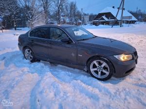 Pelēks BMW 325 2007 Viļņa, ar dzinēja tilpumu 2.50 L un nobraukumu 355 tūkst. km par 3500 €, foto 2 vietnē AUTOMOTO.COM.LV