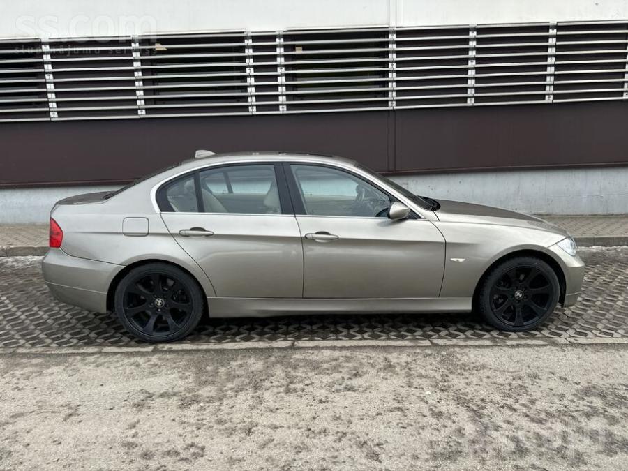 Серый БМВ 325 2007 в Рига, объемом двигателя 3.00 л и пробегом 209 тыс. км за 5500 €, фото 8 на AUTOMOTO.COM.LV