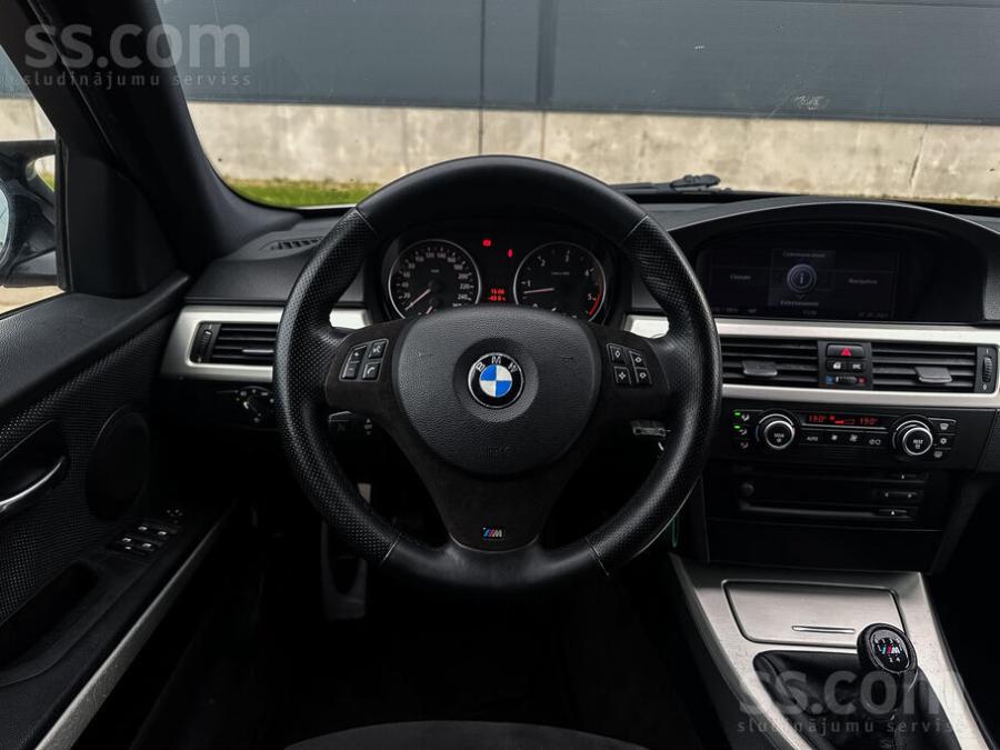 Pelēks BMW 325 2007 Rīga, ar dzinēja tilpumu 3.00 L un nobraukumu 357 tūkst. km par 5650 €, foto 16 vietnē AUTOMOTO.COM.LV