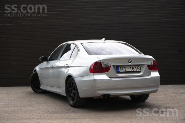 Grey BMW 325 2007 in Riga, with an engine capacity of 3.00 L and mileage of 334 thousand km for 4290 €, photo 4 on AUTOMOTO.COM.LV