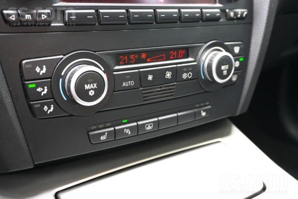 Grey BMW 325 2007 in Riga, with an engine capacity of 3.00 L and mileage of 334 thousand km for 4290 €, photo 6 on AUTOMOTO.COM.LV
