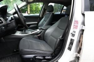 Pelēks BMW 325 2007 Rīga, ar dzinēja tilpumu 3.00 L un nobraukumu 334 tūkst. km par 4290 €, foto 8 vietnē AUTOMOTO.COM.LV