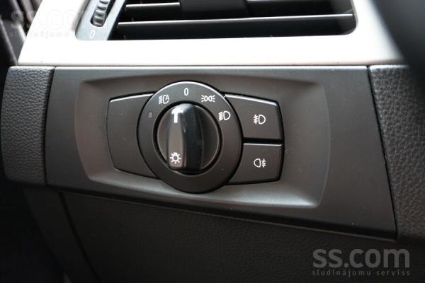 Grey BMW 325 2007 in Riga, with an engine capacity of 3.00 L and mileage of 334 thousand km for 4290 €, photo 9 on AUTOMOTO.COM.LV