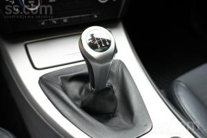 Pelēks BMW 325 2007 Rīga, ar dzinēja tilpumu 3.00 L un nobraukumu 334 tūkst. km par 4290 €, foto 12 vietnē AUTOMOTO.COM.LV