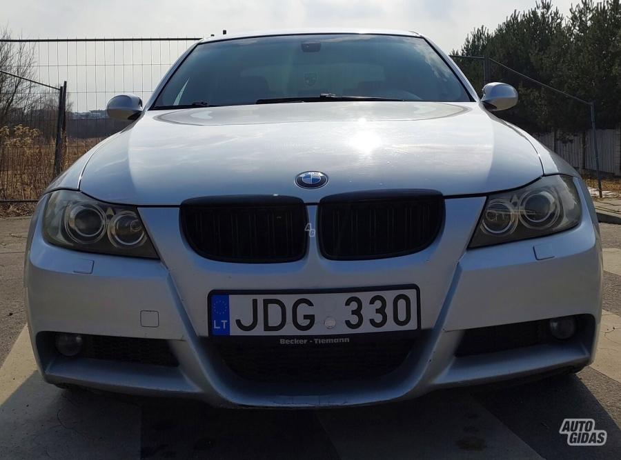 Grey BMW 325 2008 in Vilnius, with an engine capacity of 3.00 L and mileage of 282 thousand km for 5400 €, photo 3 on AUTOMOTO.COM.LV