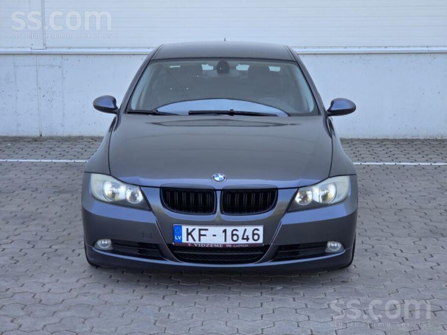Grey BMW 325 2008 in Riga, with an engine capacity of 3.00 L and mileage of 400 thousand km for 5190 €, photo 5 on AUTOMOTO.COM.LV