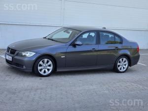 Grey BMW 325 2008 in Riga, with an engine capacity of 3.00 L and mileage of 400 thousand km for 5190 €, photo 12 on AUTOMOTO.COM.LV