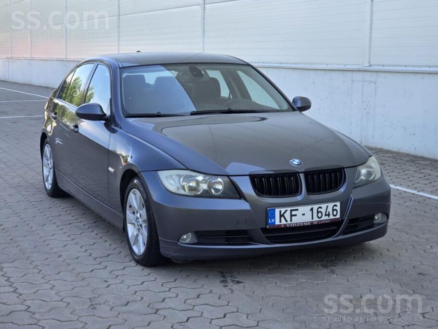Grey BMW 325 2008 in Riga, with an engine capacity of 3.00 L and mileage of 400 thousand km for 5190 €, photo 17 on AUTOMOTO.COM.LV
