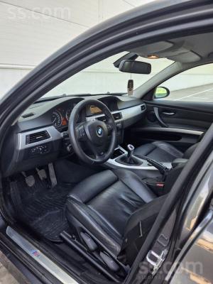 Grey BMW 325 2008 in Riga, with an engine capacity of 3.00 L and mileage of 400 thousand km for 5190 €, photo 24 on AUTOMOTO.COM.LV
