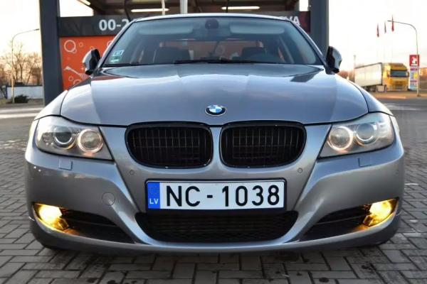 Pelēks BMW 325 2008 Jēkabpils, ar dzinēja tilpumu 3.00 L un nobraukumu 235 tūkst. km par 7770 €, foto 4 vietnē AUTOMOTO.COM.LV