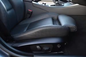 Grey BMW 325 2008 in Jekabpils, with an engine capacity of 3.00 L and mileage of 235 thousand km for 7770 €, photo 11 on AUTOMOTO.COM.LV