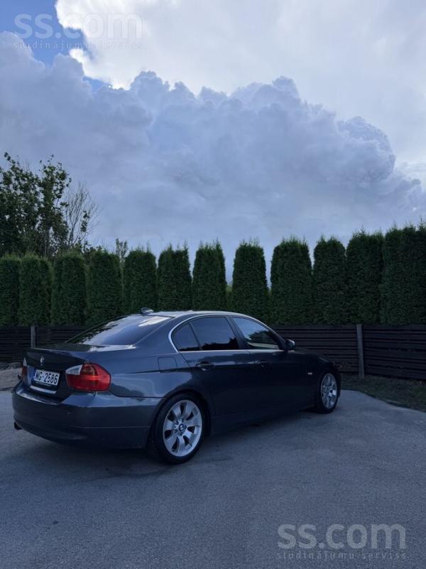 Pelēks BMW 325 2008 Rīga, ar dzinēja tilpumu 3.00 L un nobraukumu 390 tūkst. km par 4000 €, foto 4 vietnē AUTOMOTO.COM.LV
