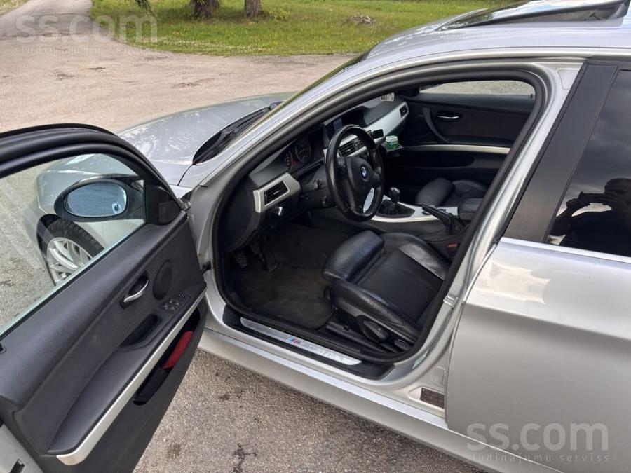 Pelēks BMW 325 2008 Ogre, ar dzinēja tilpumu 3.00 L un nobraukumu 141 tūkst. km par 6700 €, foto 10 vietnē AUTOMOTO.COM.LV